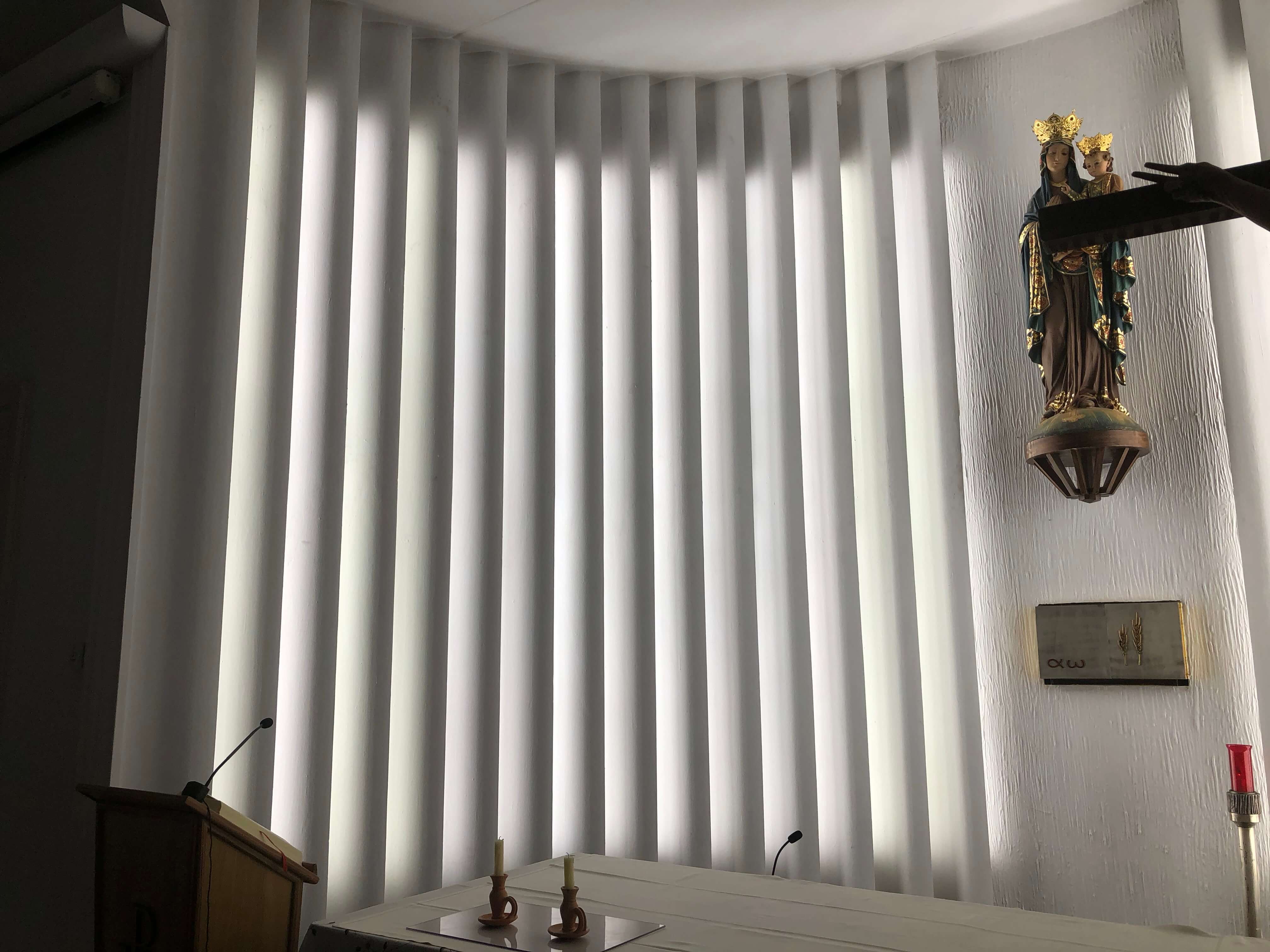 Iluminación LED en capilla Colegio Pureza de María | Inel